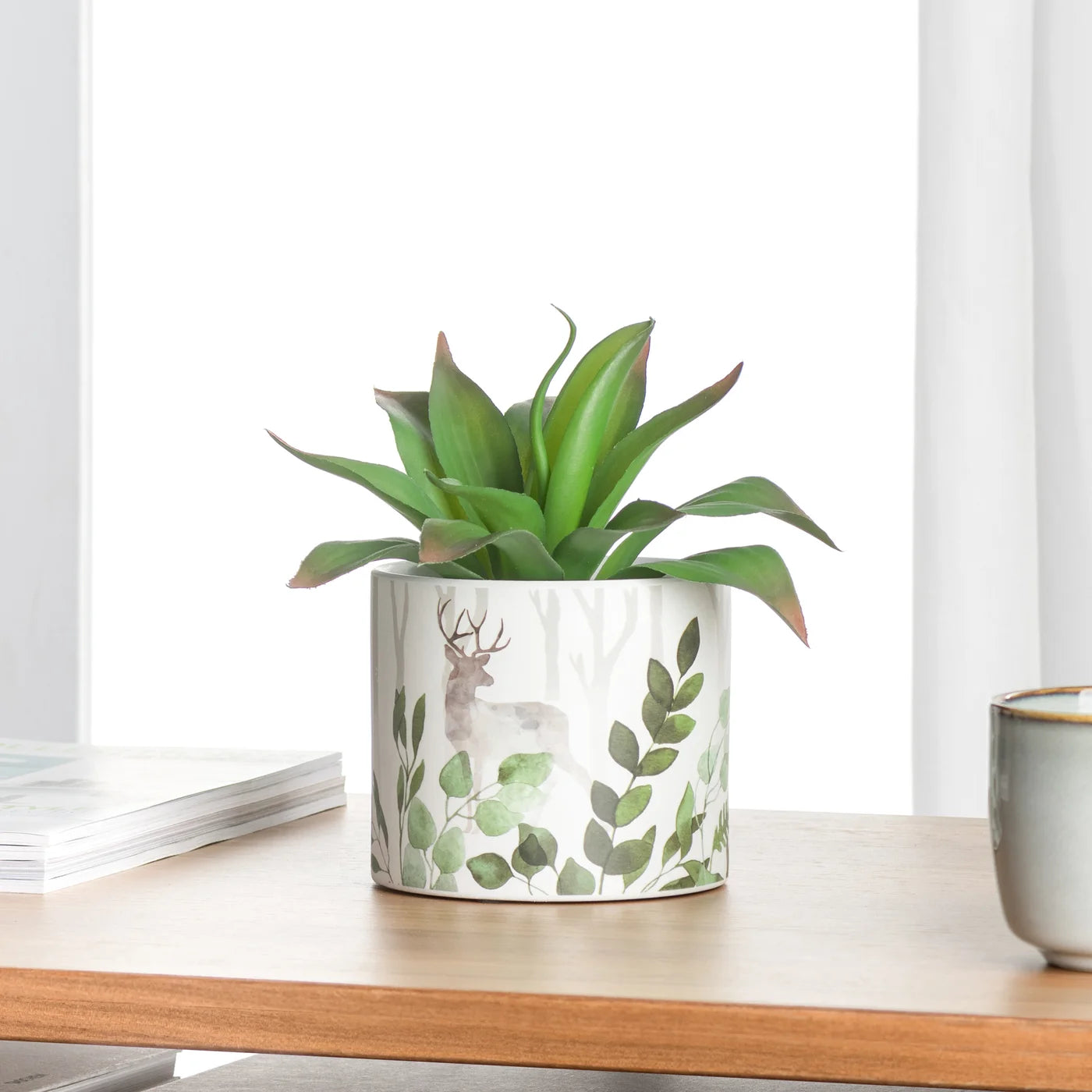 Gazebo Stag Motif 4.5d x 4h" Ceramic Drop Pot Planter – Couch9